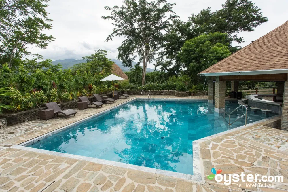 Utopia Resort & Spa Review: What To REALLY Expect If You Stay